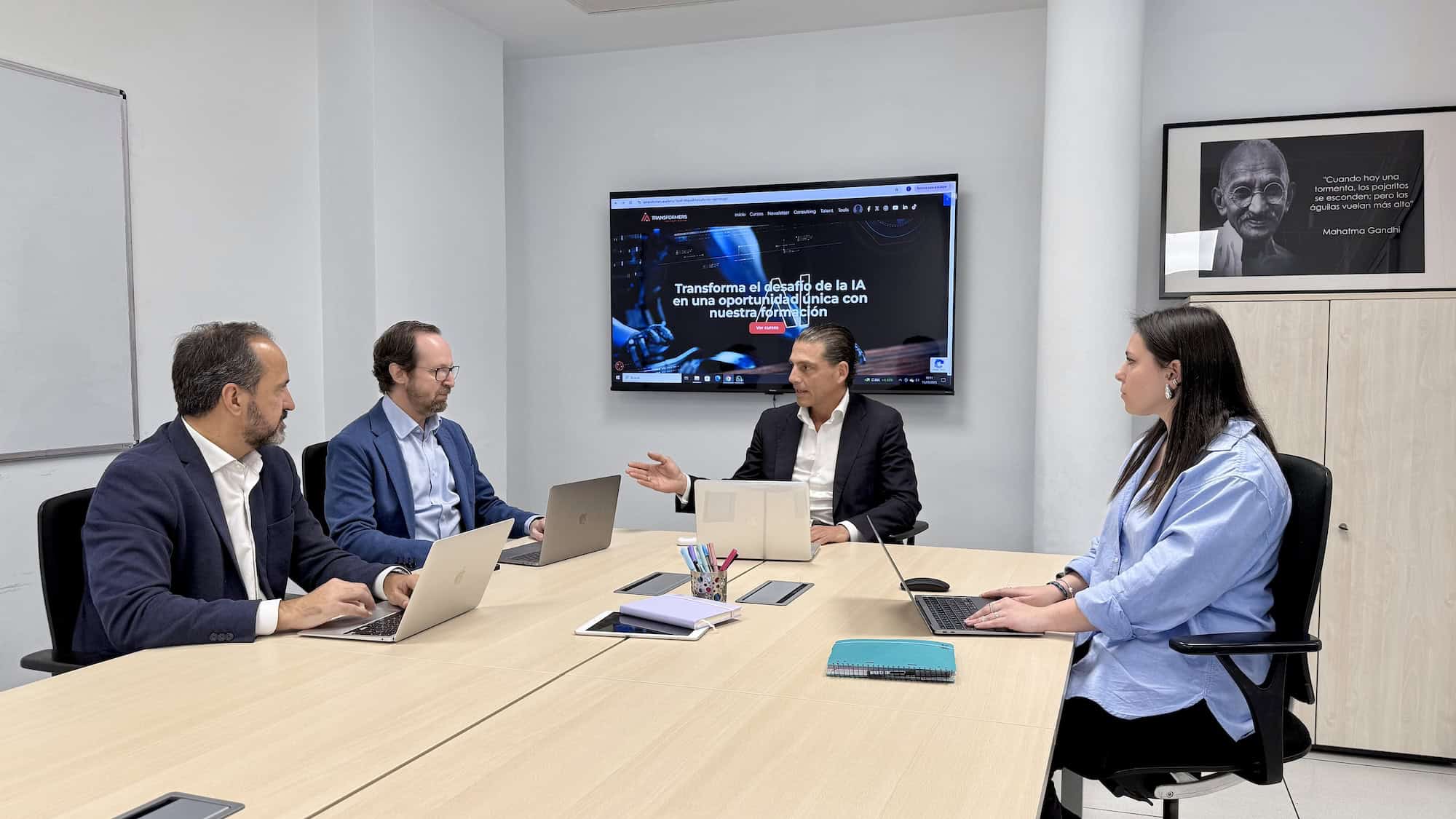 Nace IA Transformers, un ecosistema innovador en IA