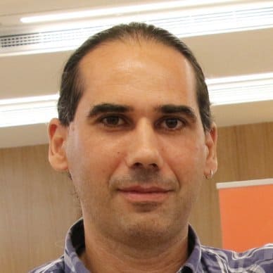 Adrián Navarro - El Referente